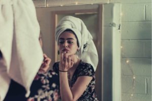 30 of the Best Words to Describe Lips in Your Novel - Tosaylib